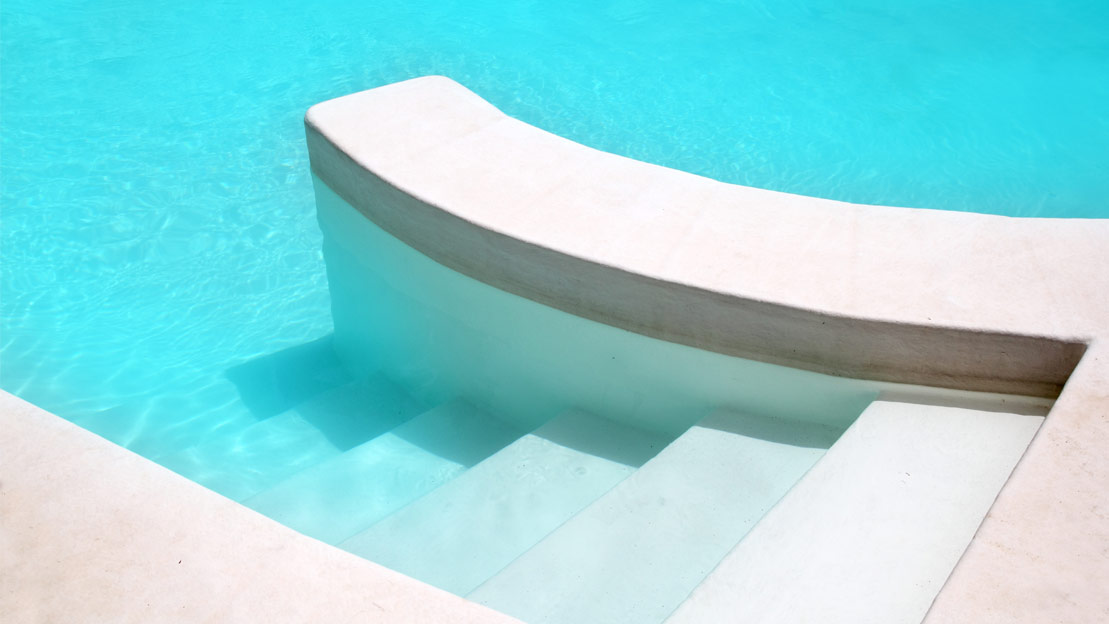 Microcement for chlorine and salt pools | Atlanttic Aquaciment®
